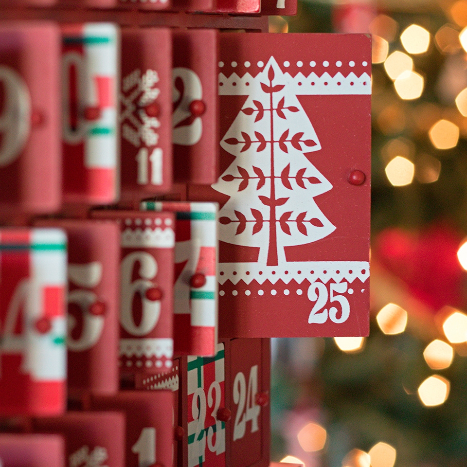 What is advent and why do we give advent calendars?